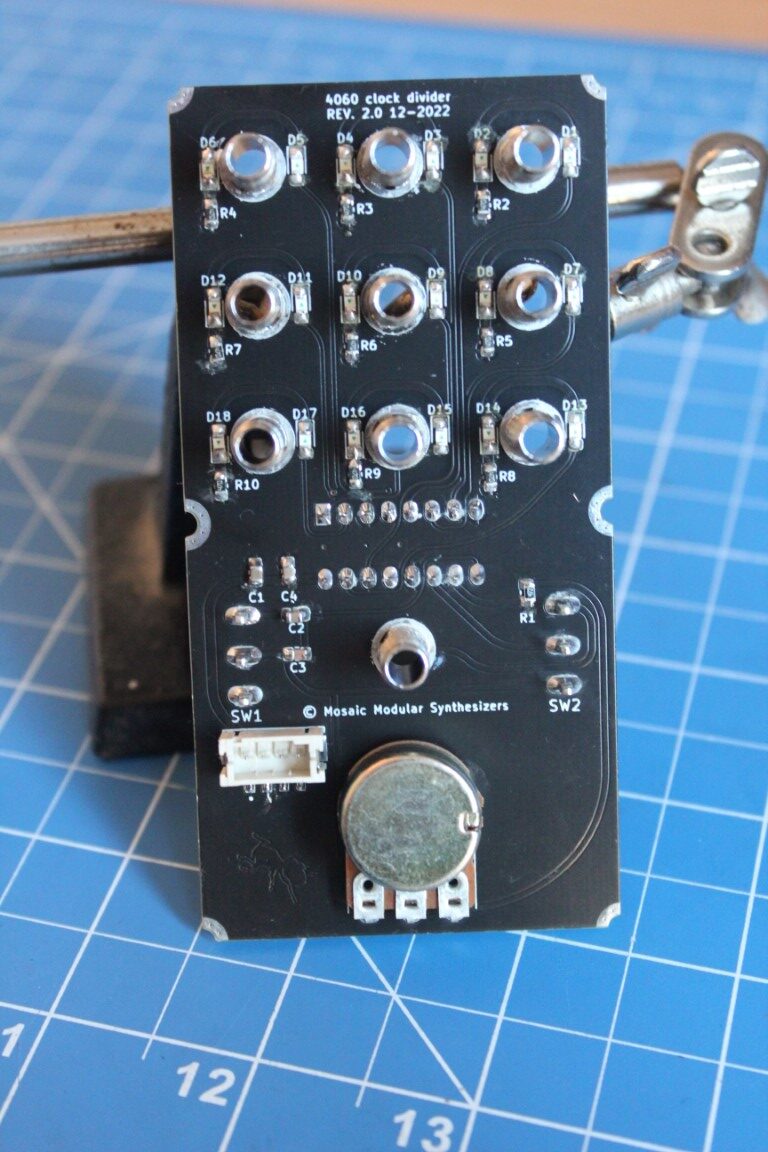 CLK divider – Mosaic modular synthesizers